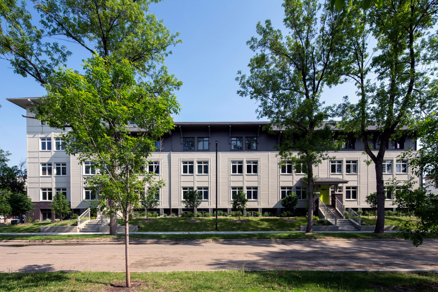 U of A East Campus Village - Nîpisîy House - HSEA Architecture Inc.